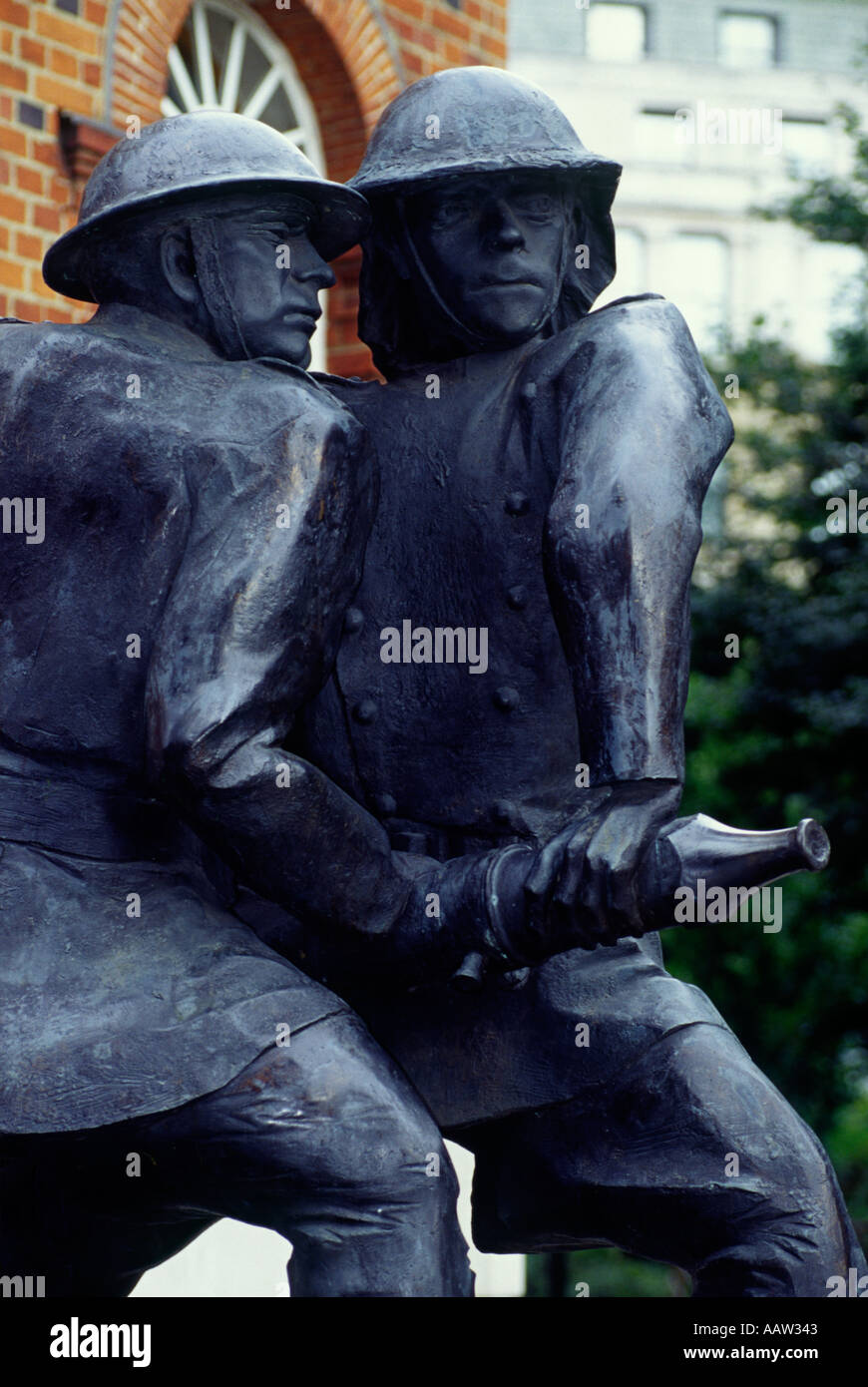 London blitz 1940s colour hi-res stock photography and images - Alamy