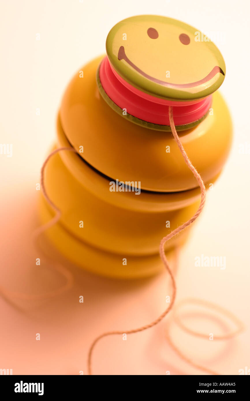Yoyos hi-res stock photography and images - Alamy
