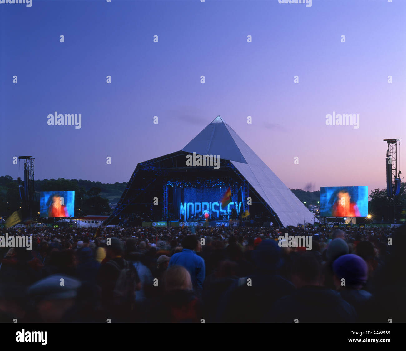 Glastonbury Festival Pyramid Stage Stock Photo - Alamy