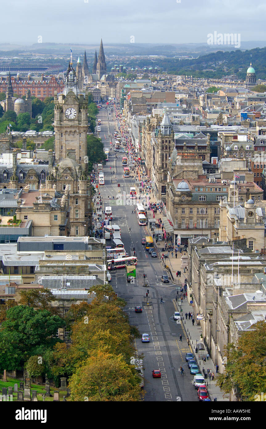 Along princes street in edinburgh hi-res stock photography and images ...