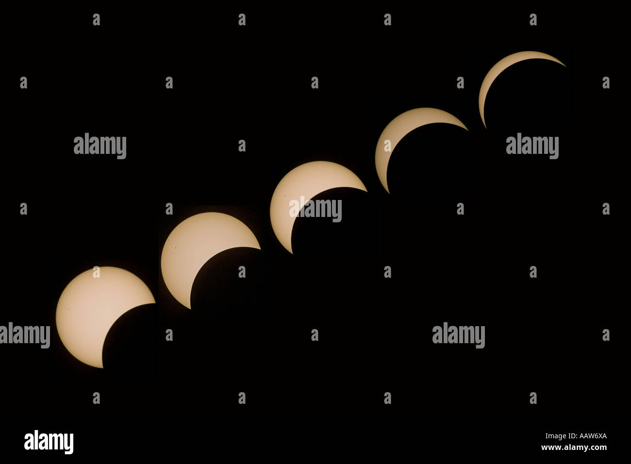 Stages of solar eclipse hi-res stock photography and images - Alamy