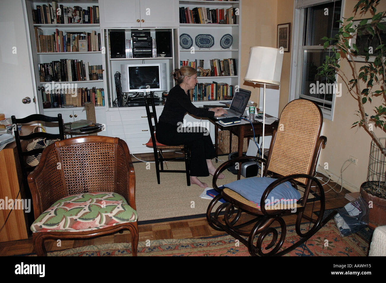 Working from home on computer hi-res stock photography and images - Alamy
