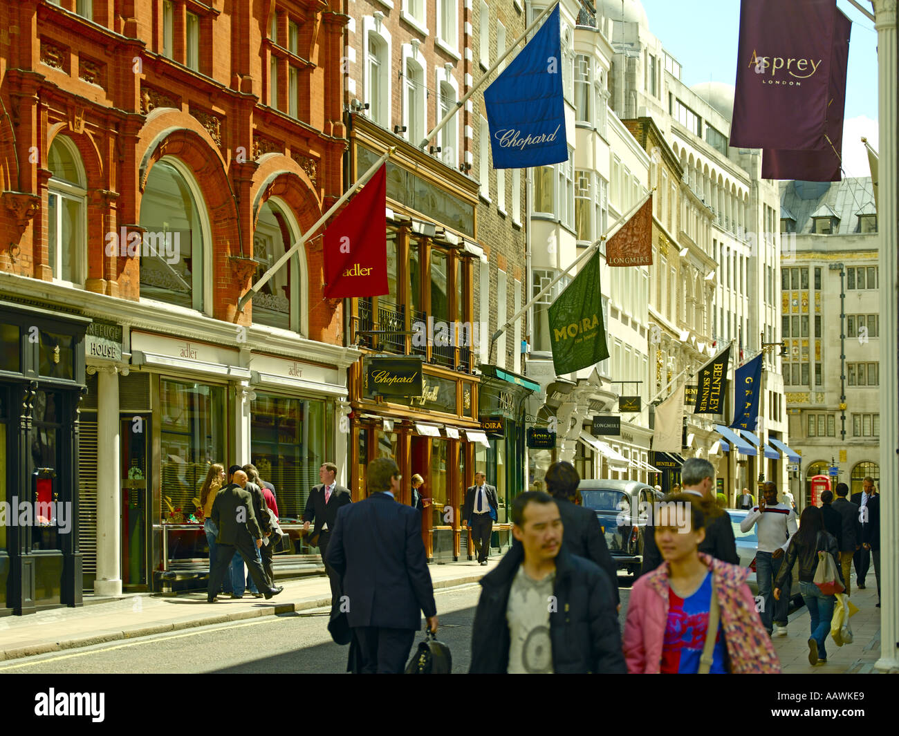 Old bond street shops hi-res stock photography and images - Alamy