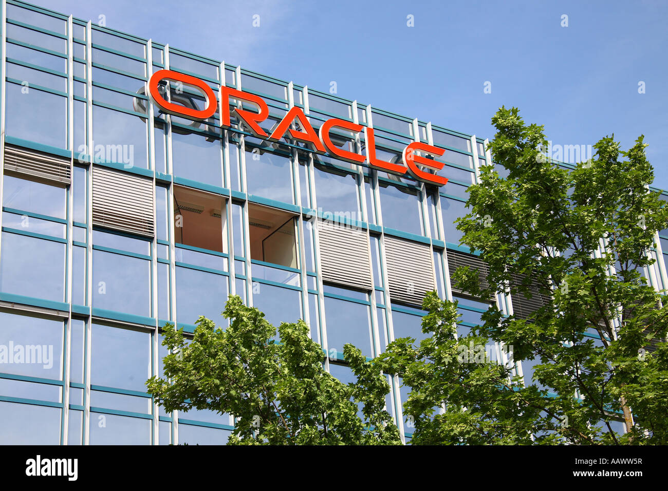 The oracle sign hi-res stock photography and images - Alamy