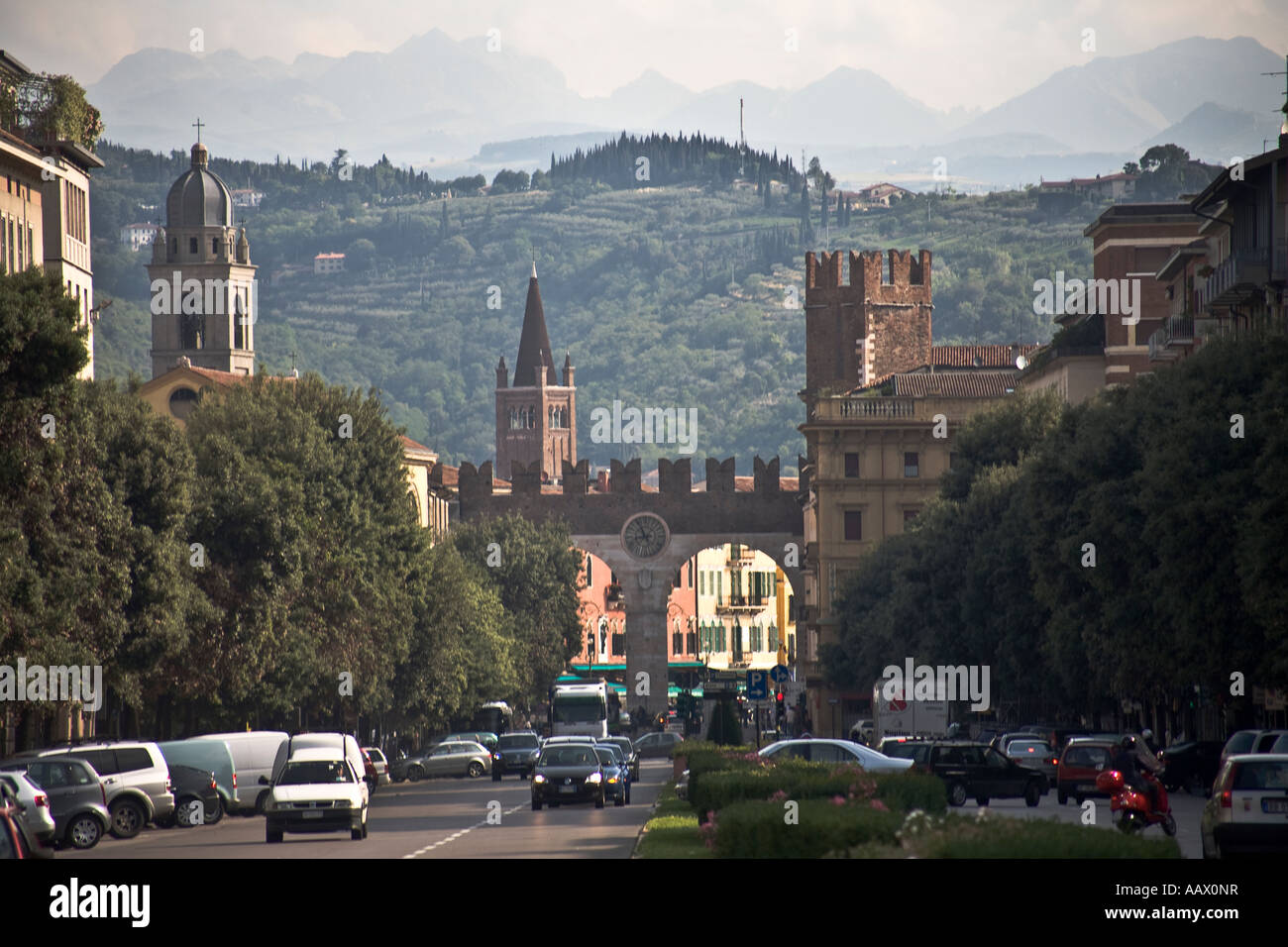 Looking down Corso Porta Nuova towards the gates of Piazza Bra Verona ...