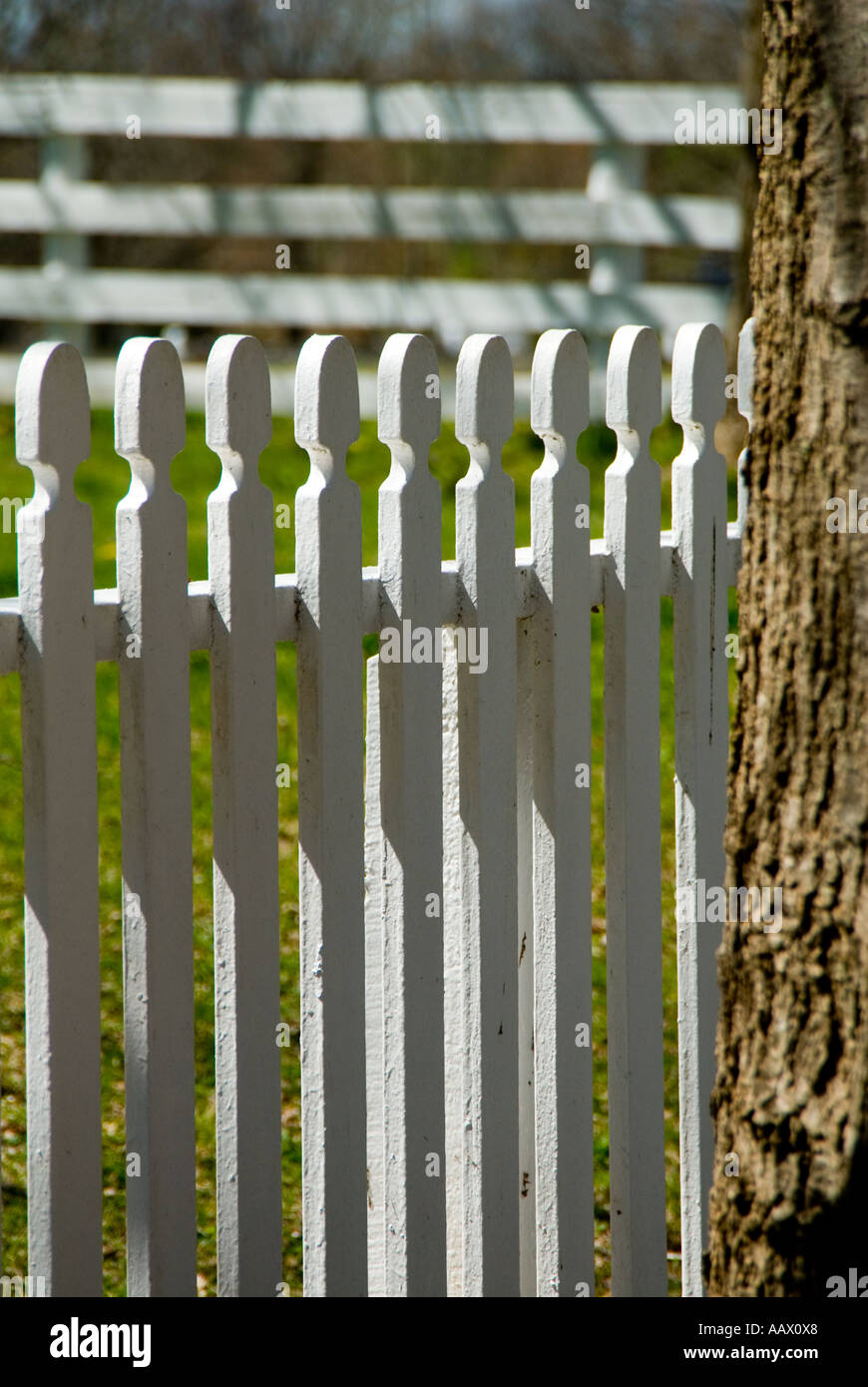 White picket fence Stock Photo - Alamy