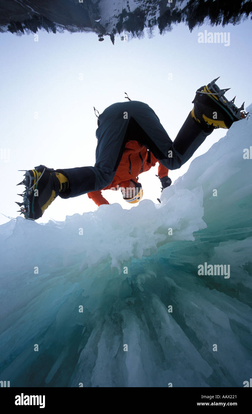 Neil Gresham ice bouldering Quebec Stock Photo - Alamy