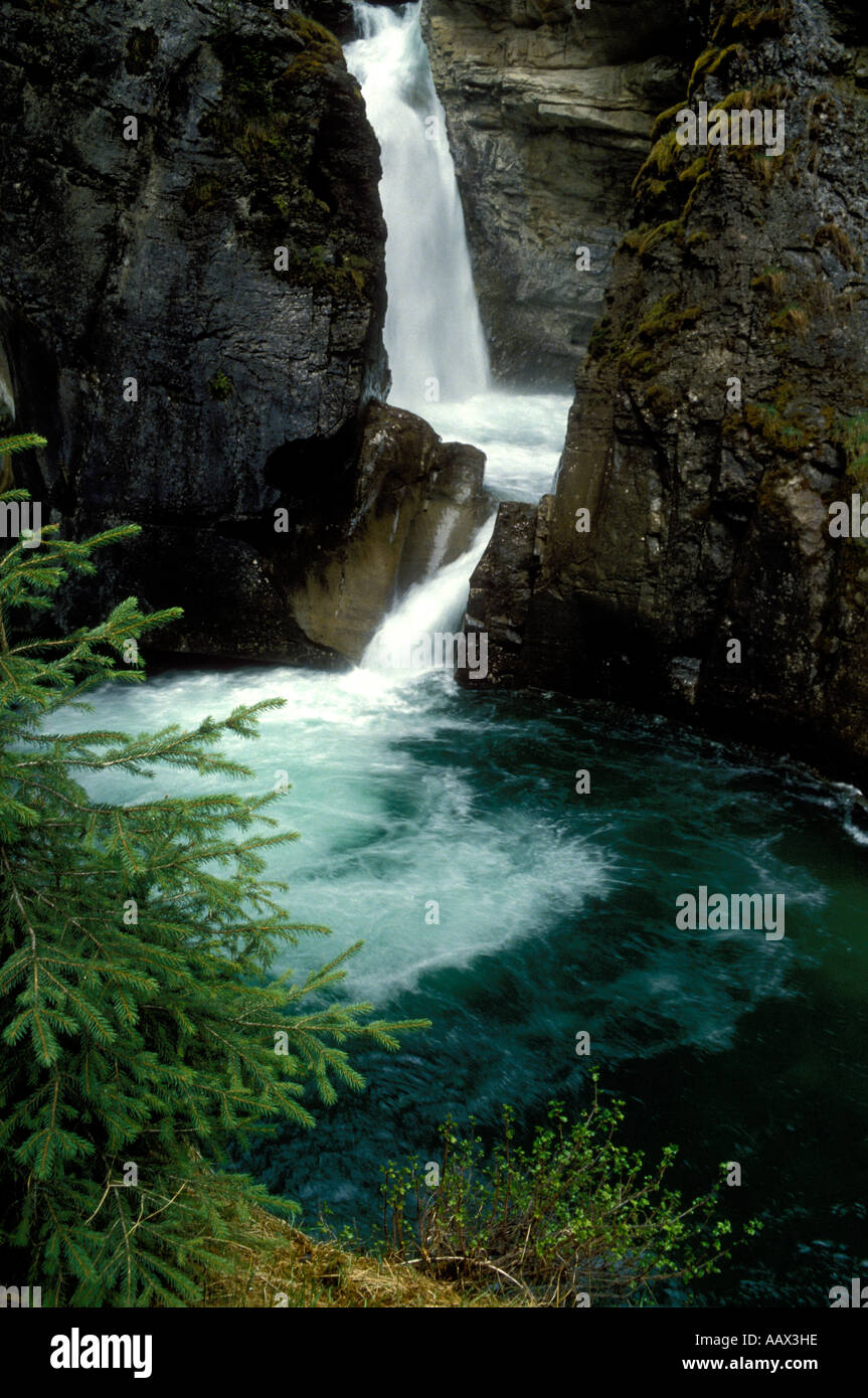 13 falls hi-res stock photography and images - Alamy