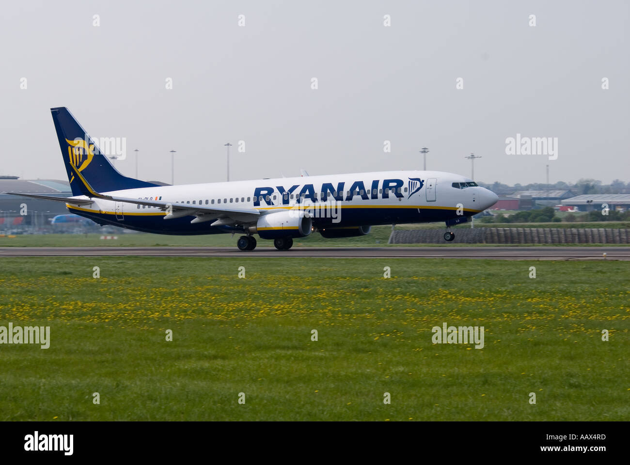 A300 cockpit hi-res stock photography and images - Alamy