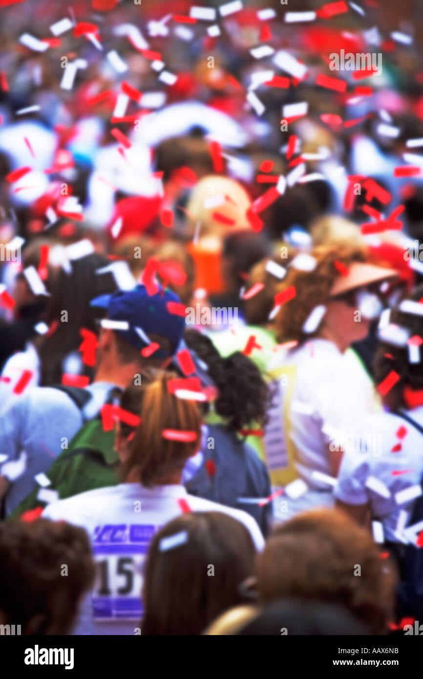 RACE, CROWD, CONFETTI Stock Photo - Alamy