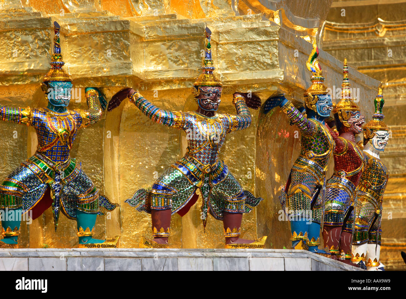 Yakshas hi-res stock photography and images - Alamy