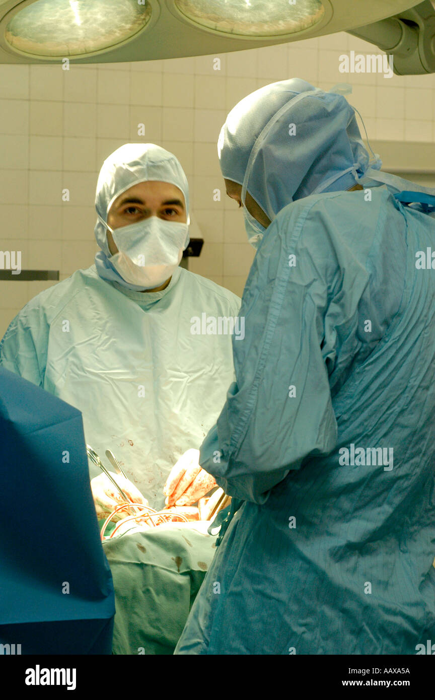 medicine surgeon do cardiology surgery doctors anesthesiologist patient ...