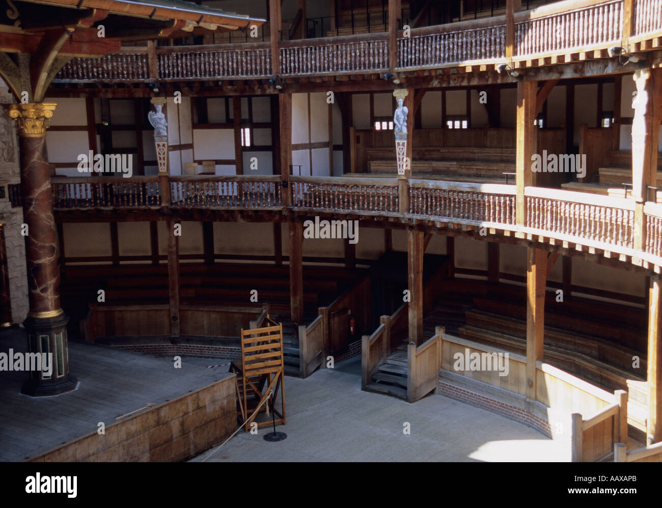 Shakespeare's Globe Theater Stock Photo - Alamy