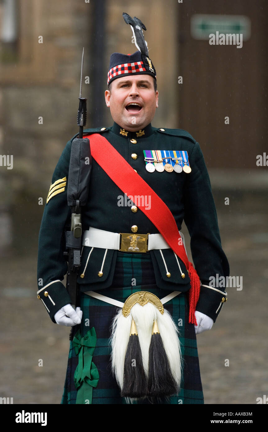 Soldier of the Argyll & Sutherland Highlanders at Stirling Castle ...