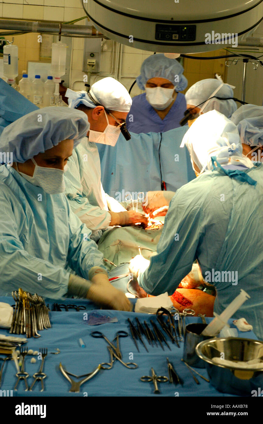 medicine surgeon do cardiology surgery doctors anesthesiologist patient ...