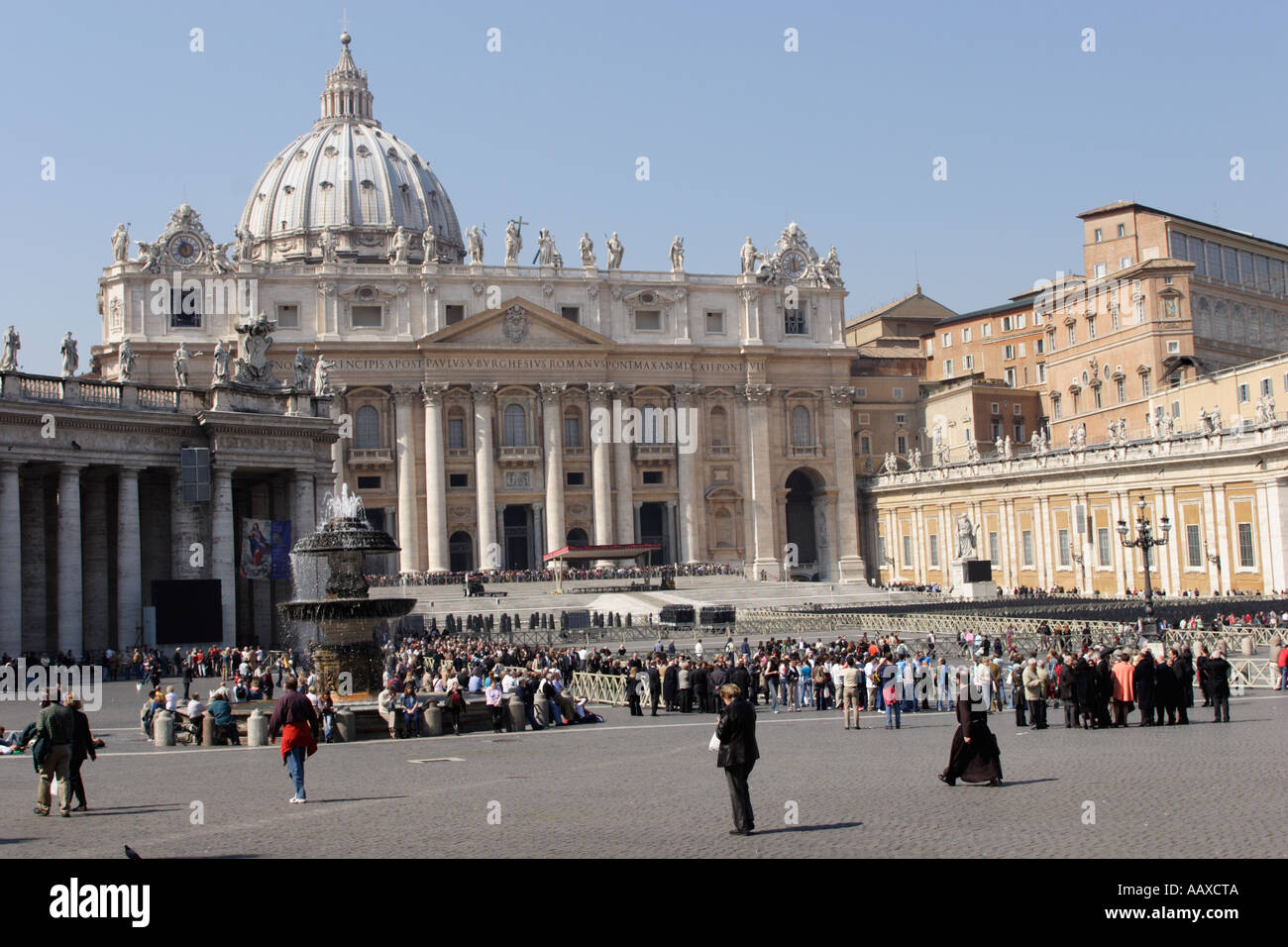 St Peters Square and Basilica Vatican City Rome Italy Stock Photo - Alamy