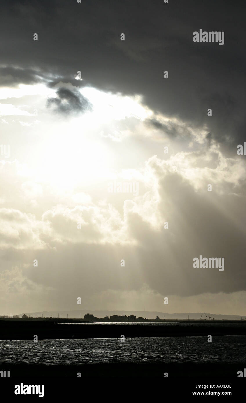 Lydd Dungeness Marsh rays sunshine sun clouds convection precipitation ...