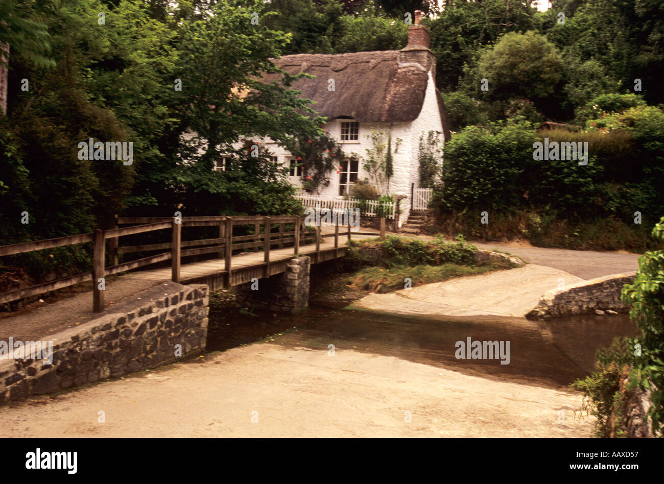 Thatched Cottage Helford Cornwall England Stock Photo - Alamy