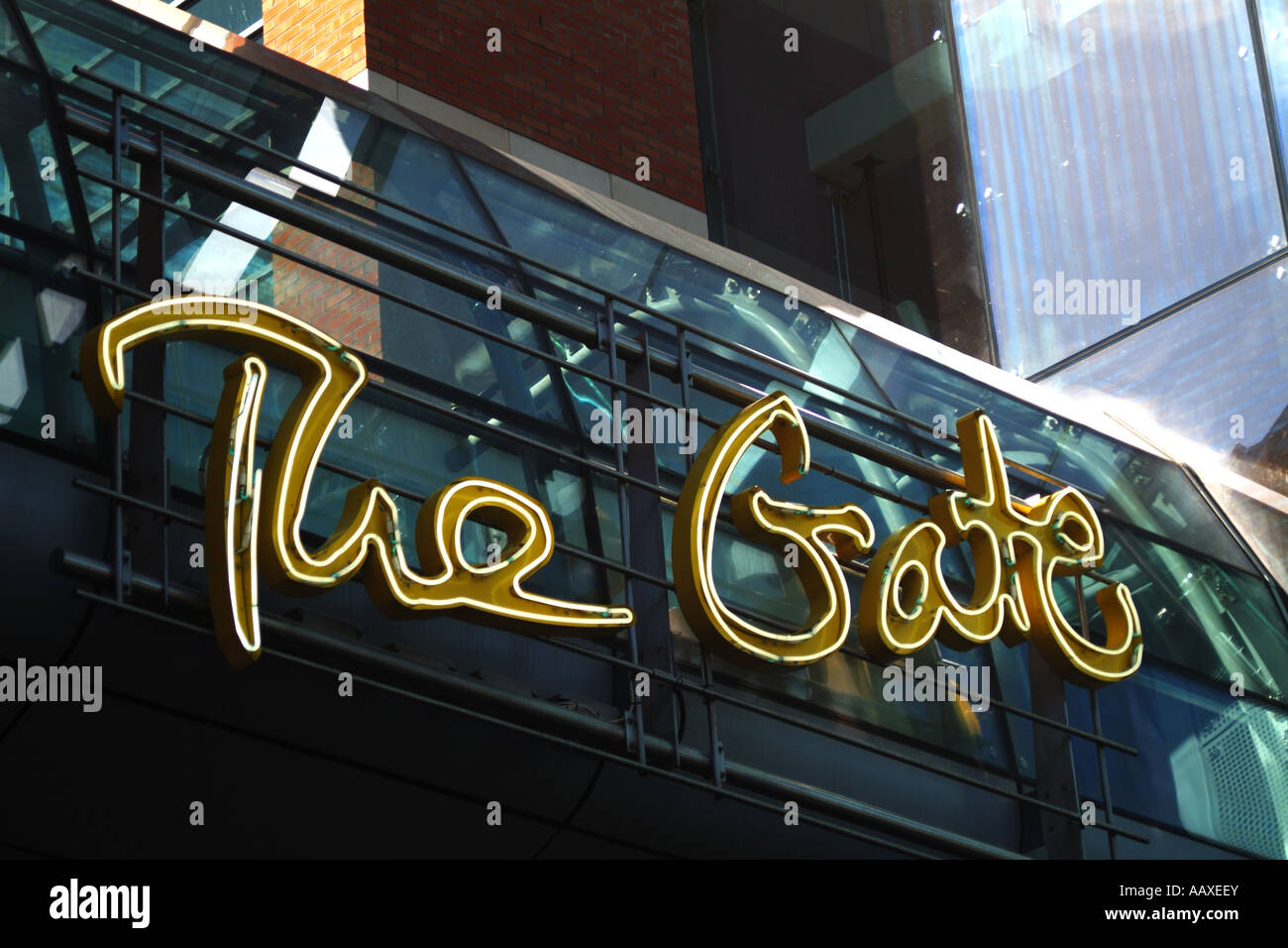 Newgate street sign hi-res stock photography and images - Alamy