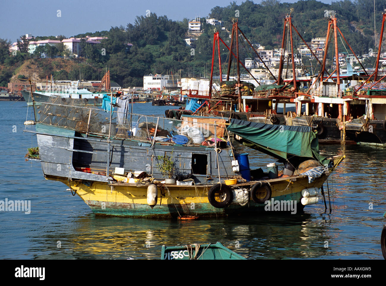 Old fishing boat in harbour, Cheung Chau Island, Hong Kong, China Stock ...