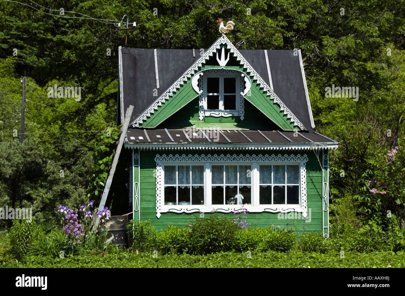 Russian dacha hi-res stock photography and images - Alamy