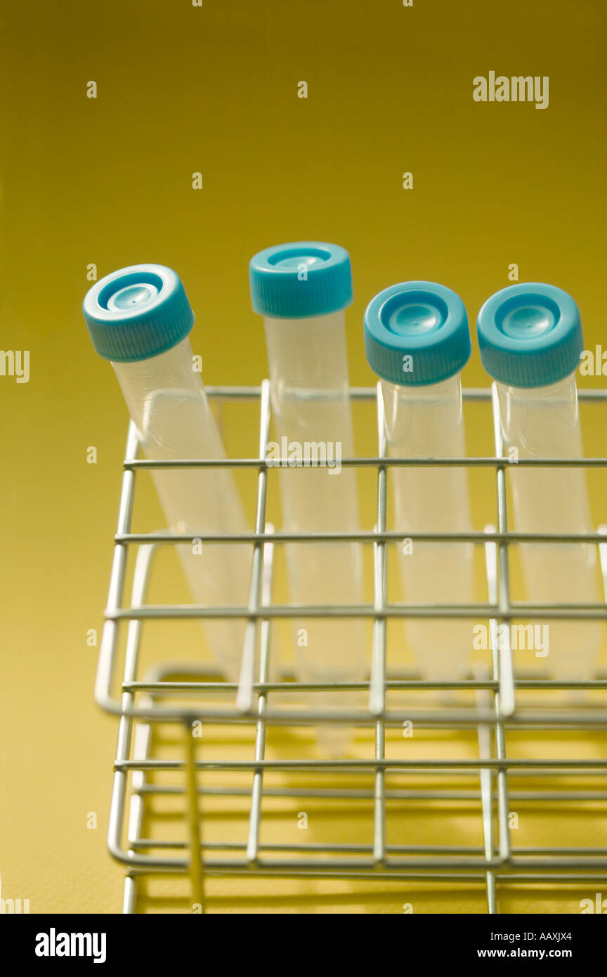 Four test tubes hi-res stock photography and images - Alamy