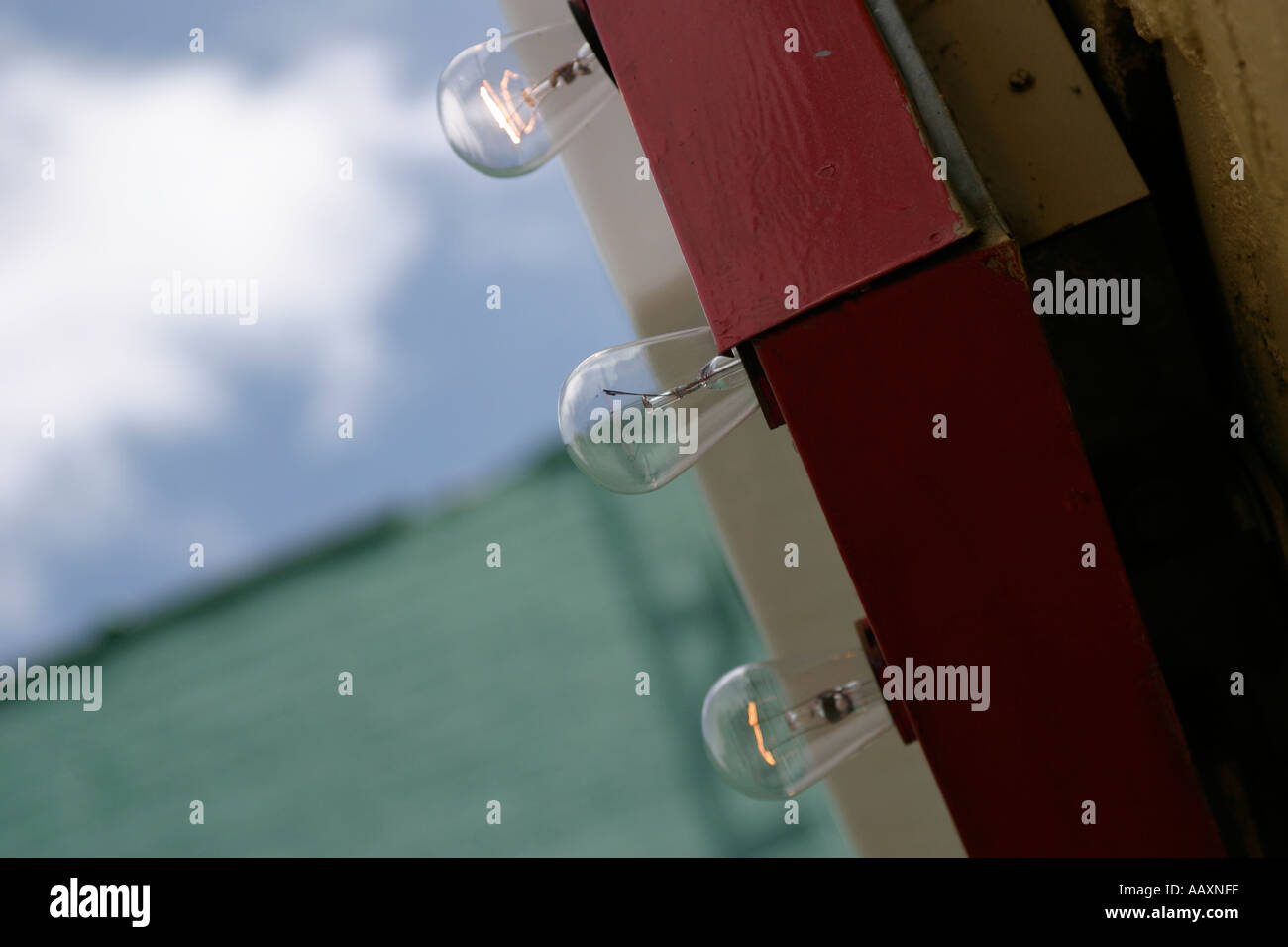 Marquee sign light bulbs hi-res stock photography and images - Alamy