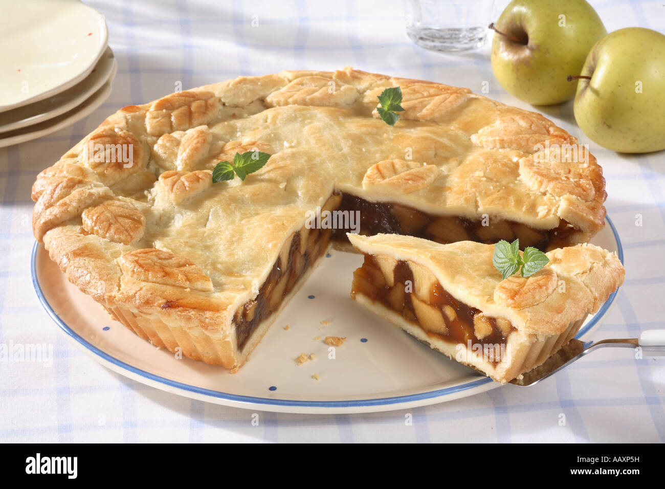 Shortbread Pie with Apples step by step Stock Photo - Alamy