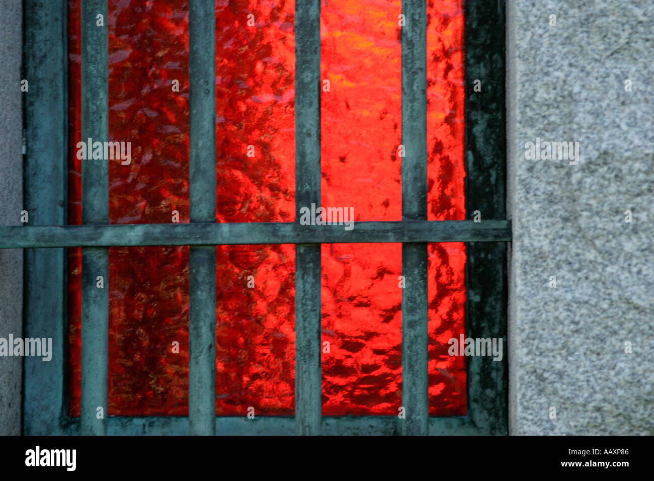 Anti theft bars hi-res stock photography and images - Alamy