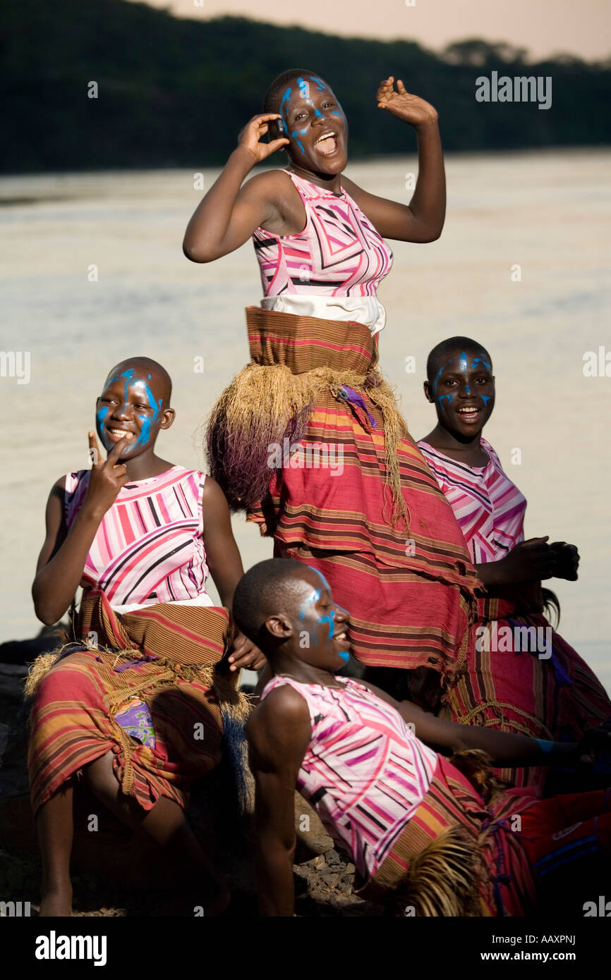 Traditional Ugandan dance at the starting point of the river Nile Stock ...