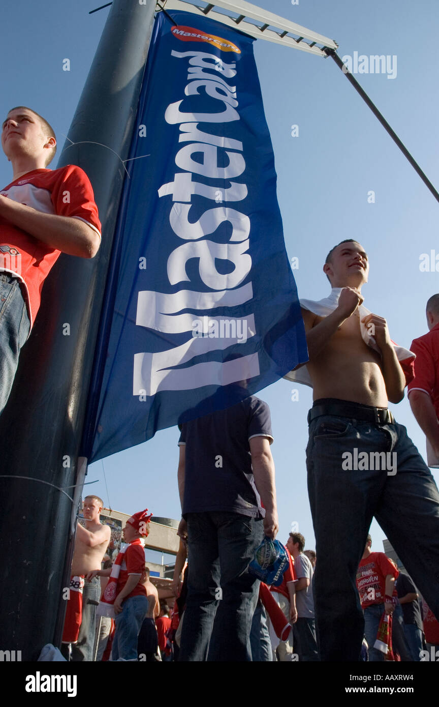 Football fans mastercard hi-res stock photography and images - Alamy