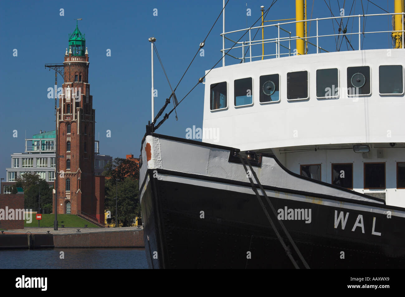 Lighthouse pointed hi-res stock photography and images - Alamy