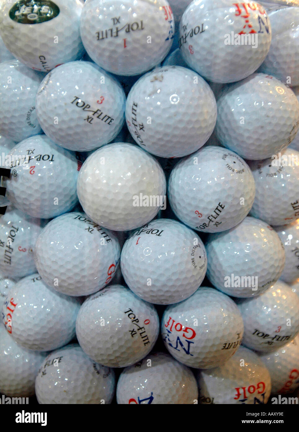 Shopping for golf clubs hi-res stock photography and images - Alamy