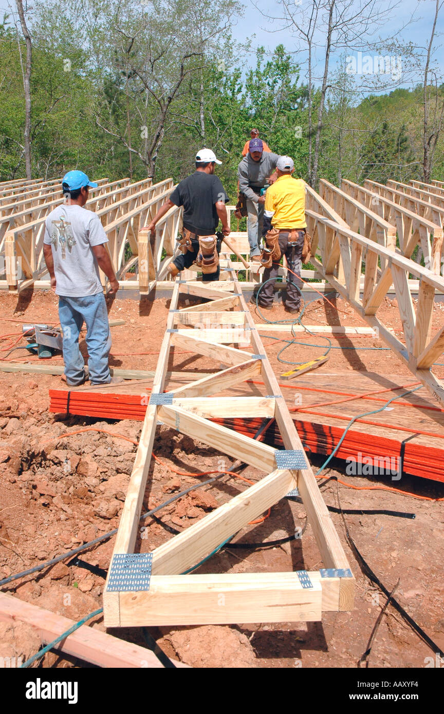 Rough framing crew from Mexico and Guadamala working in Atlanta USA on ...