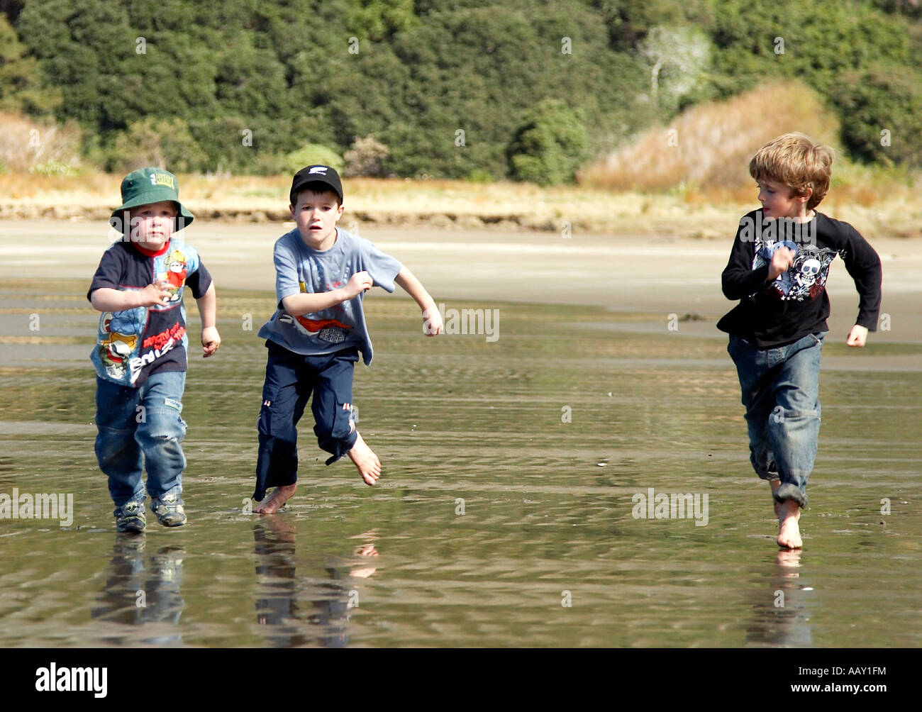 Boy lad child running race hi-res stock photography and images - Alamy