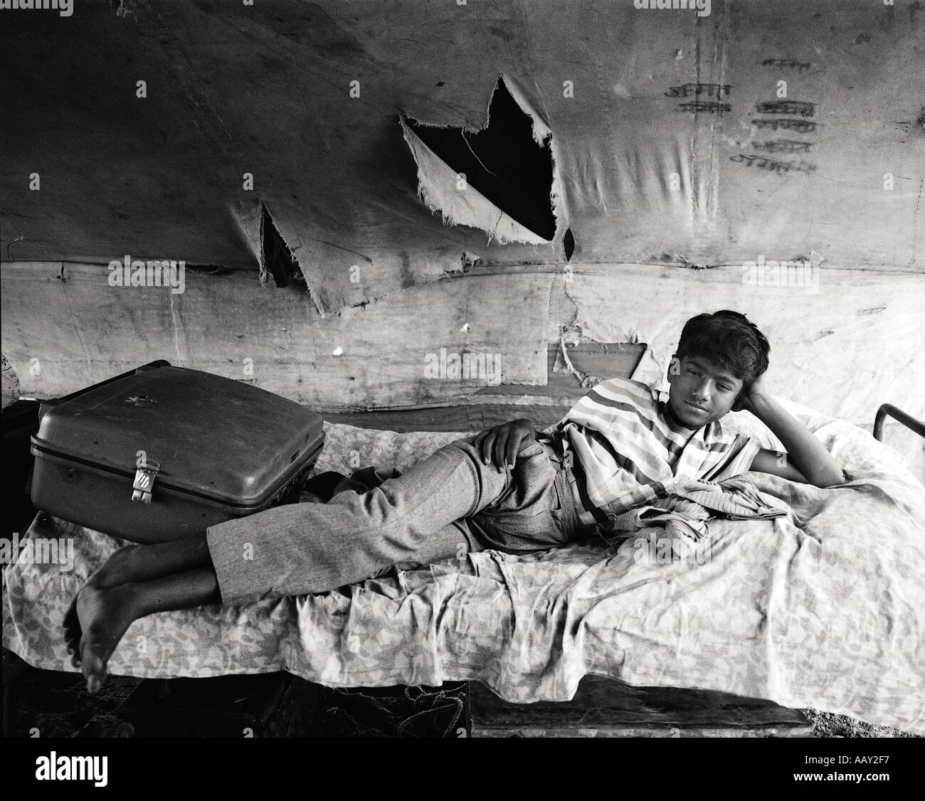 Akrobat zirkus hi-res stock photography and images - Alamy