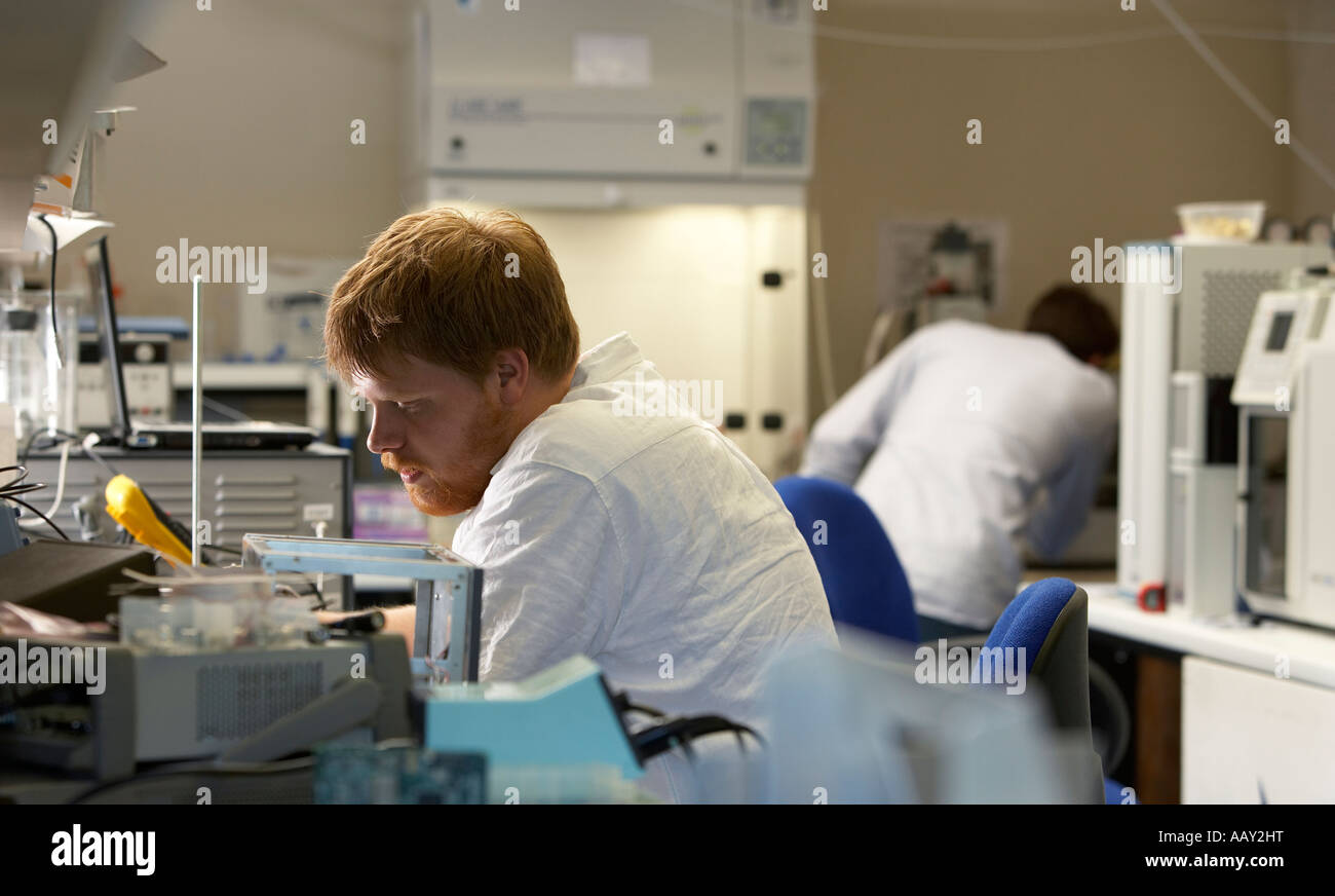 Scientist working in a laboratory Stock Photo - Alamy