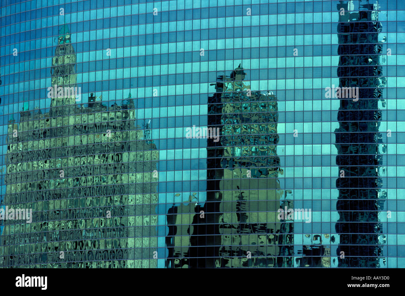 Chicago Illinois Building Reflections in 333 W Wacker Drive Building ...