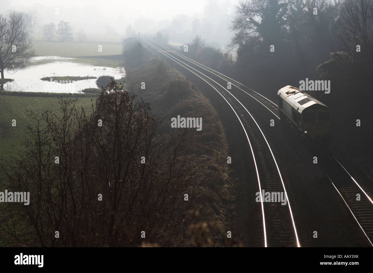 Train countryside england hi-res stock photography and images - Alamy