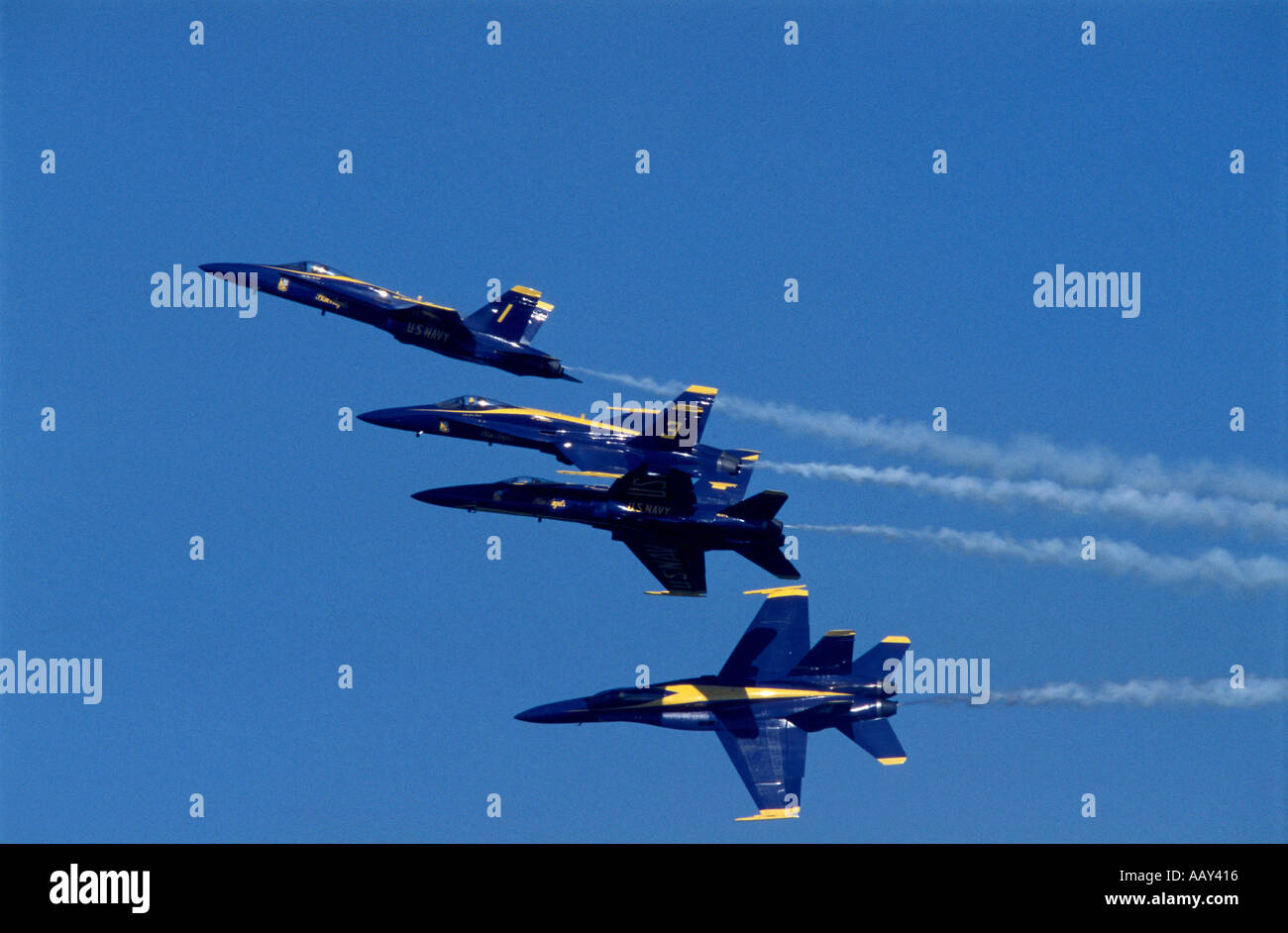 U S Navy Blue Angels Breaking Formation Stock Photo - Alamy