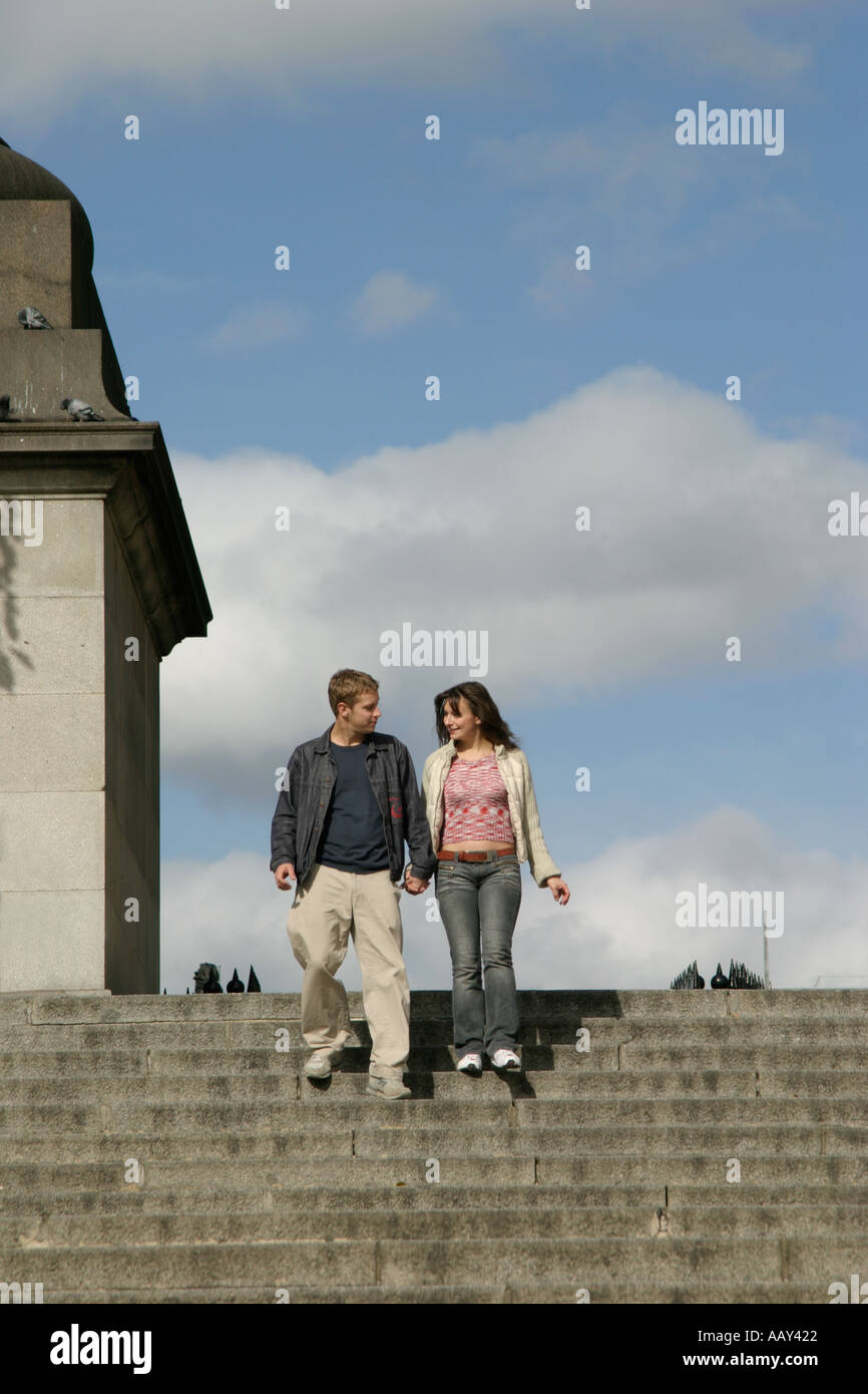 Couple map steps hi-res stock photography and images - Alamy