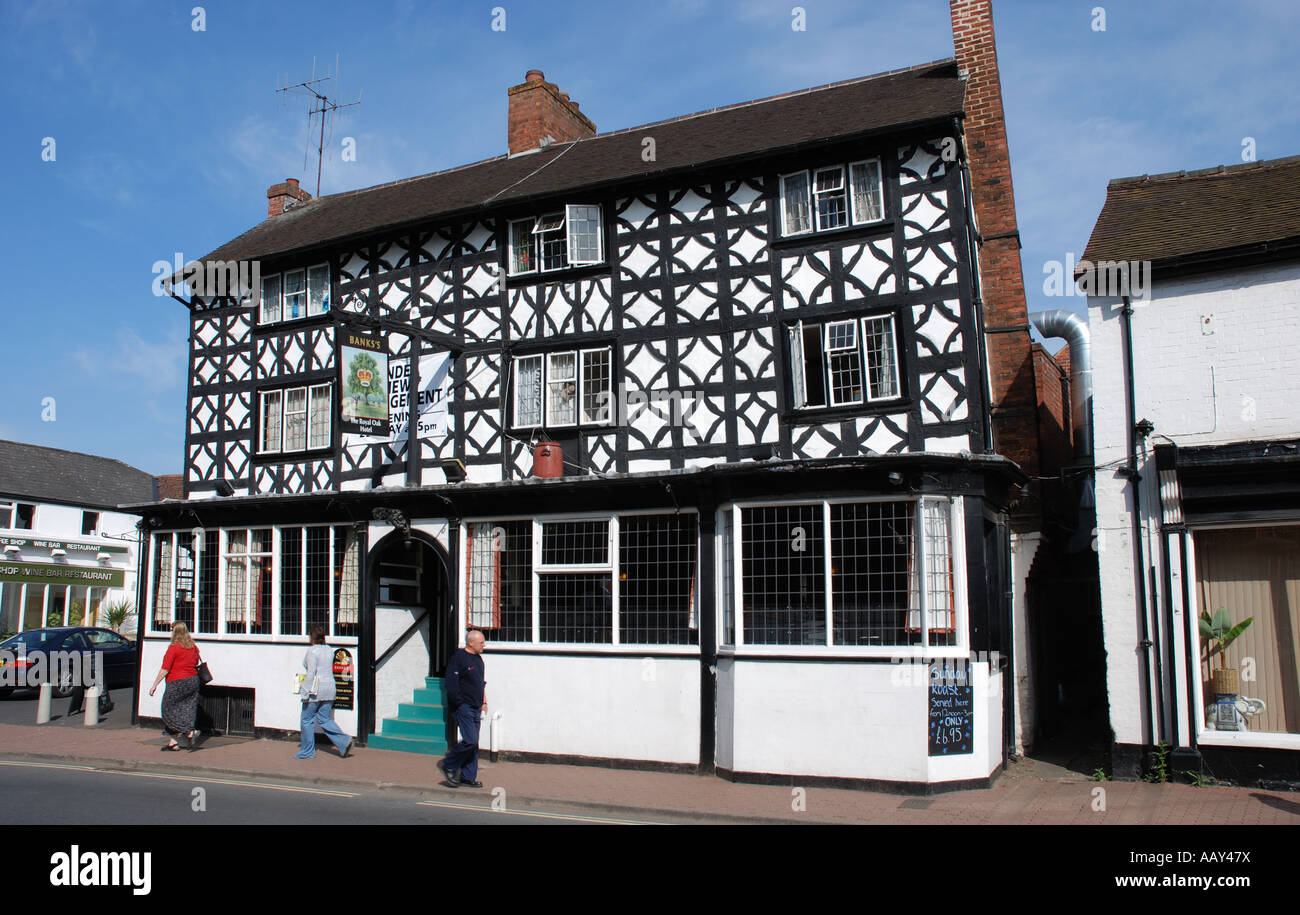 Royal Oak Hotel, Tenbury Wells, Worcestershire, England, UK Stock Photo ...