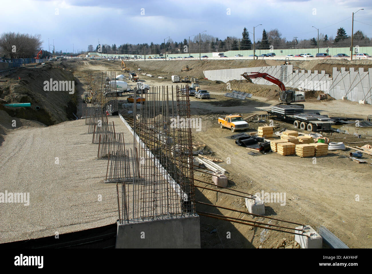 ROAD CONSTRUCTION; Construction of an overpass at a busy intersection ...