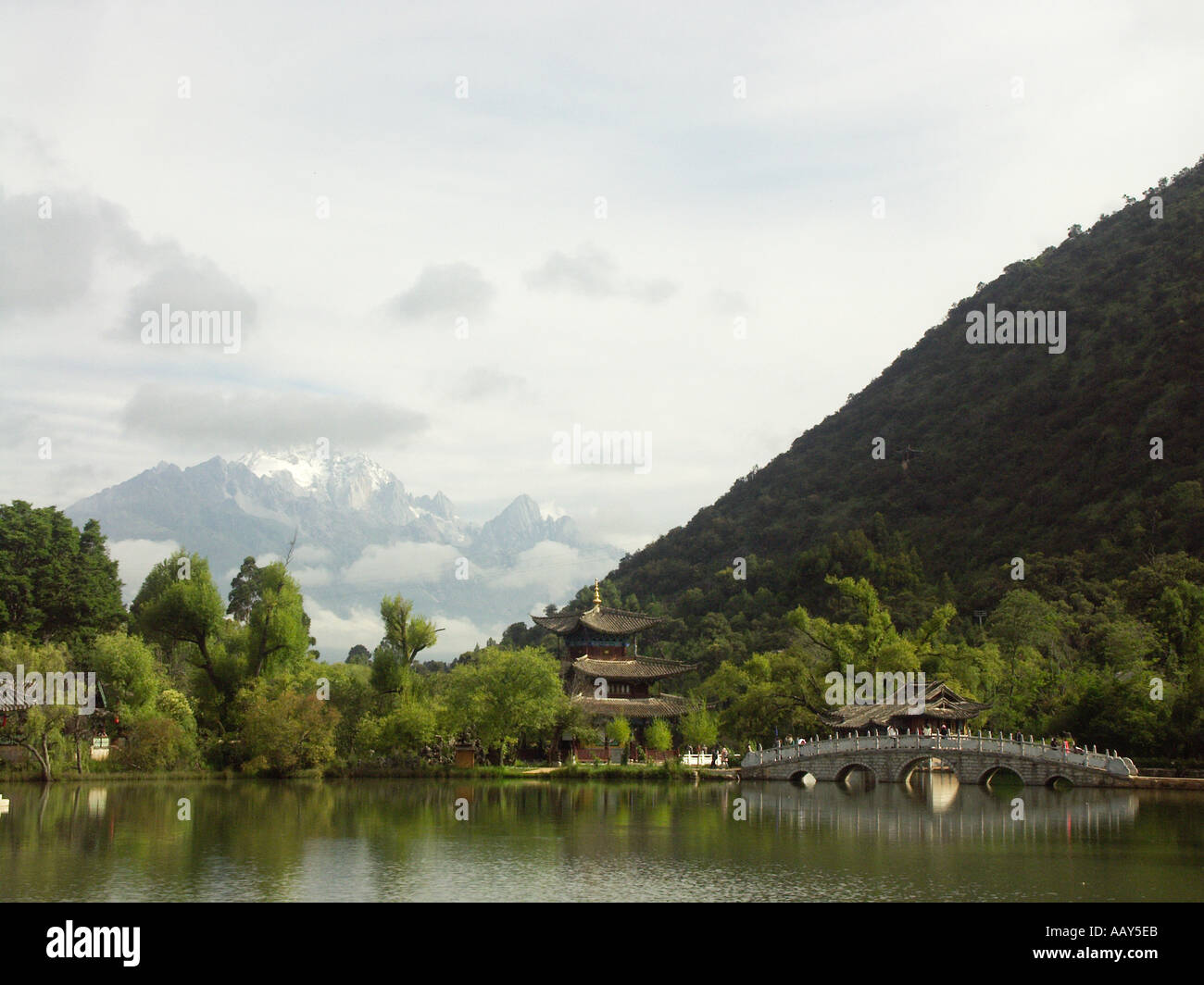 Jade Spring Park Yunnan China Stock Photo - Alamy