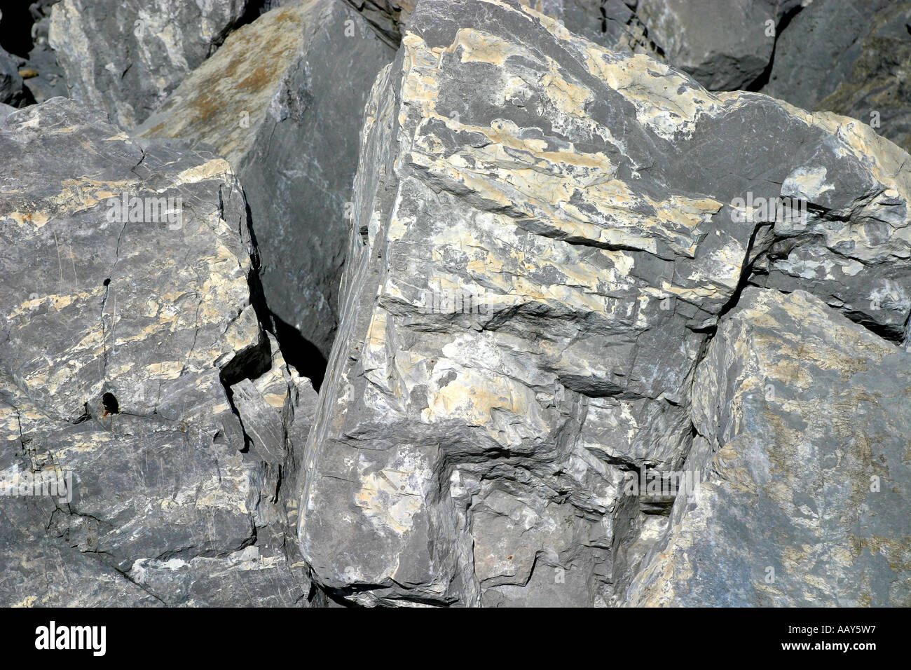 Rock slide, Crowsnest Pass, Frank Slide, Turtle Mountain, Alberta ...