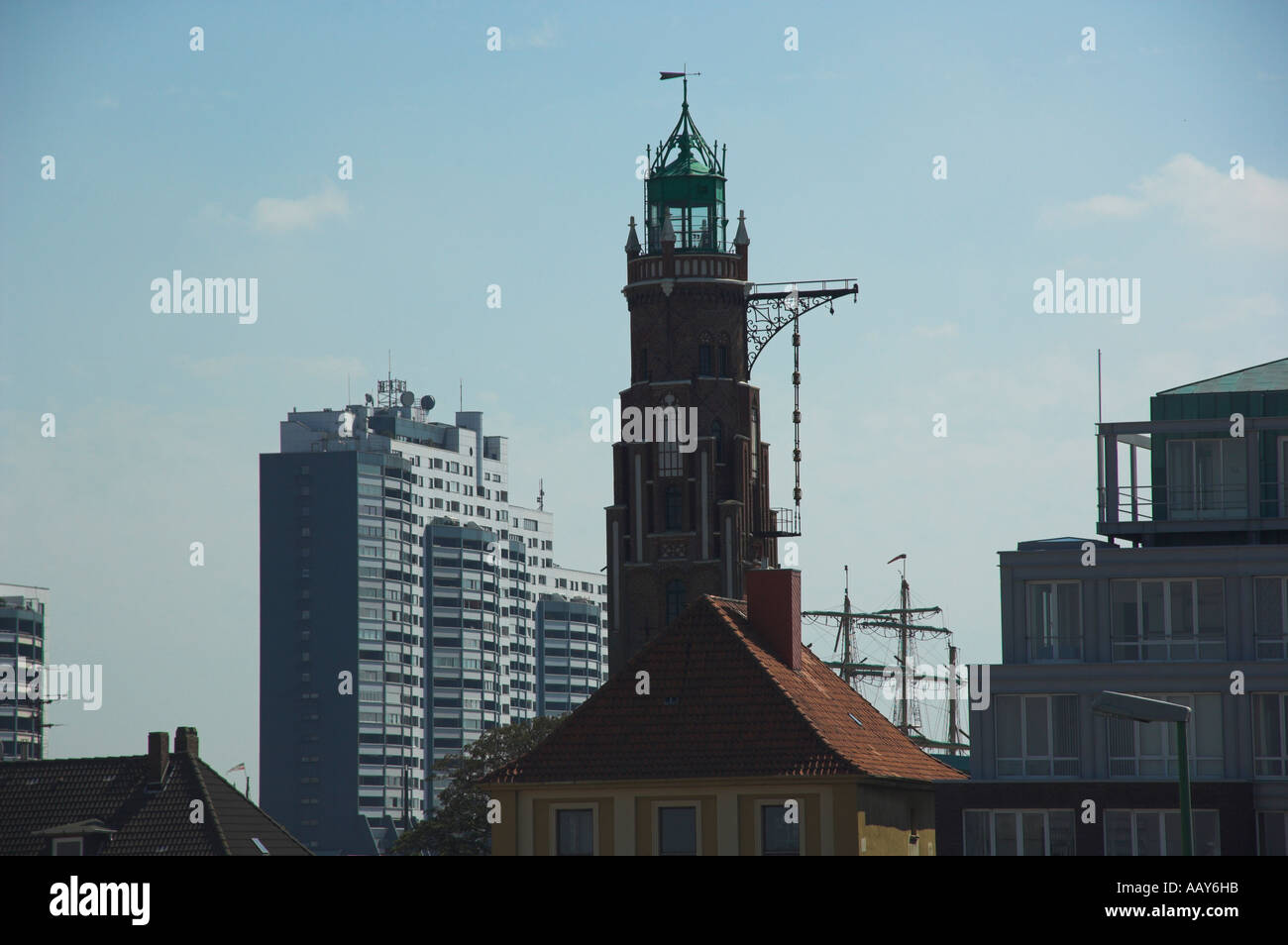 Lighthouse pointed hi-res stock photography and images - Alamy