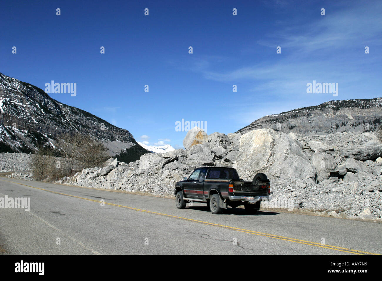 Rock slide, Crowsnest Pass, Frank Slide, Turtle Mountain, Alberta ...