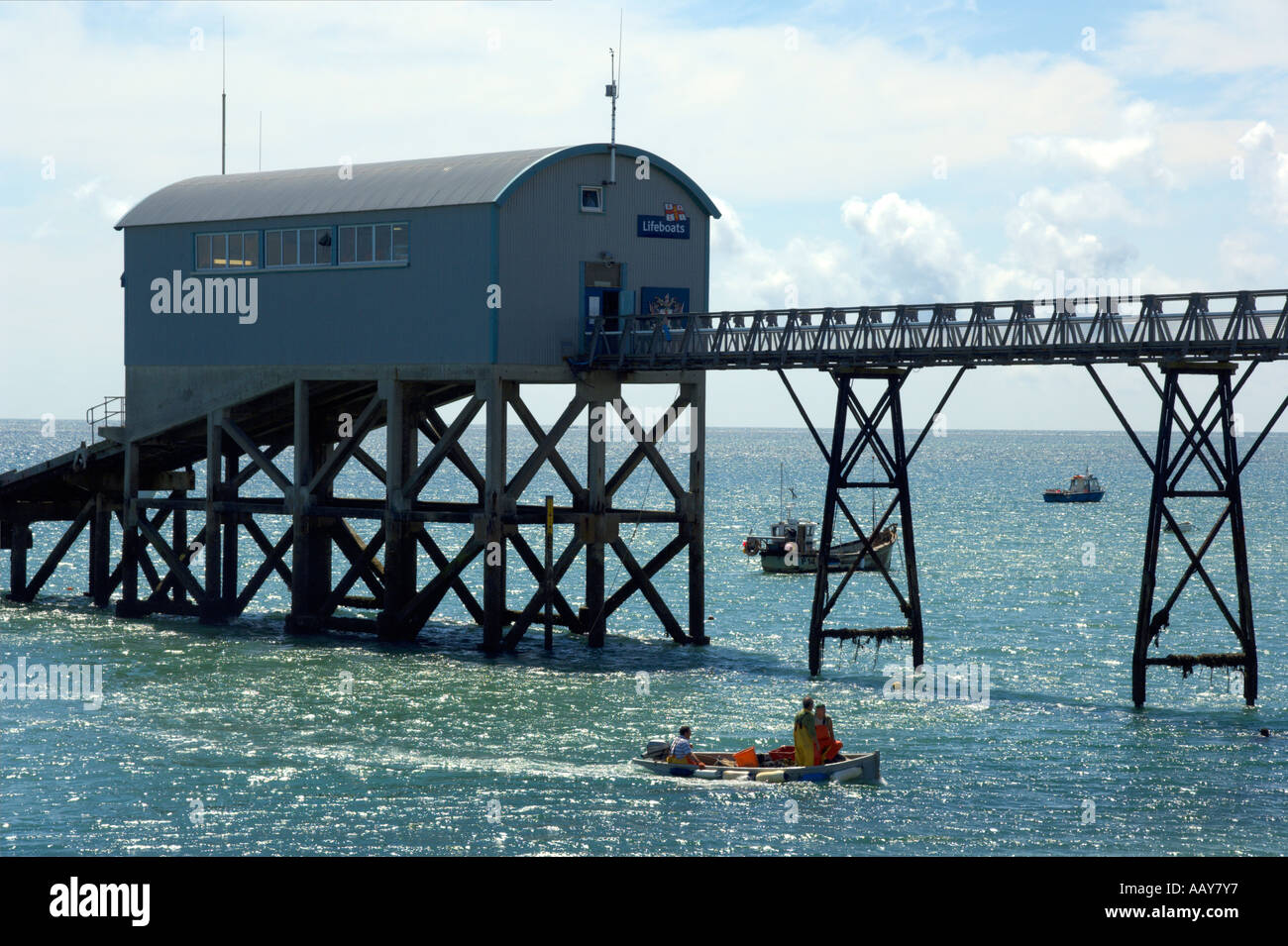 europe uk england sussex selsey lifeboat pier Stock Photo - Alamy