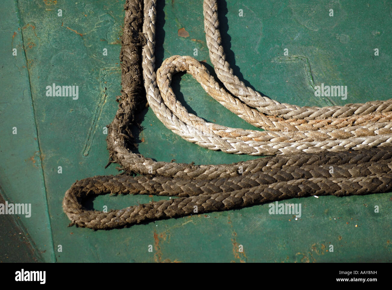 Ropes on a boat Stock Photo - Alamy