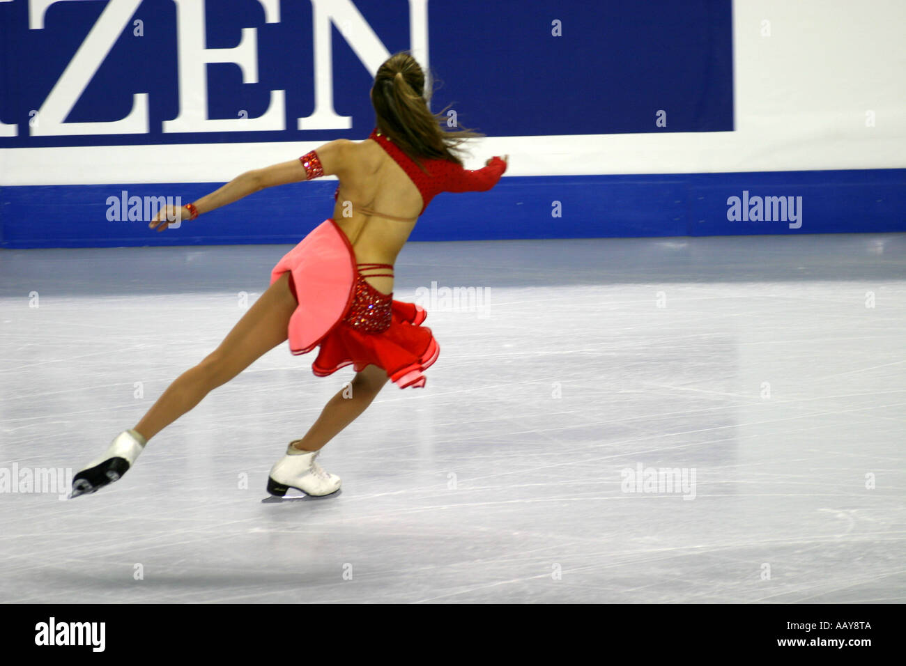 Podium dancing hi-res stock photography and images - Alamy